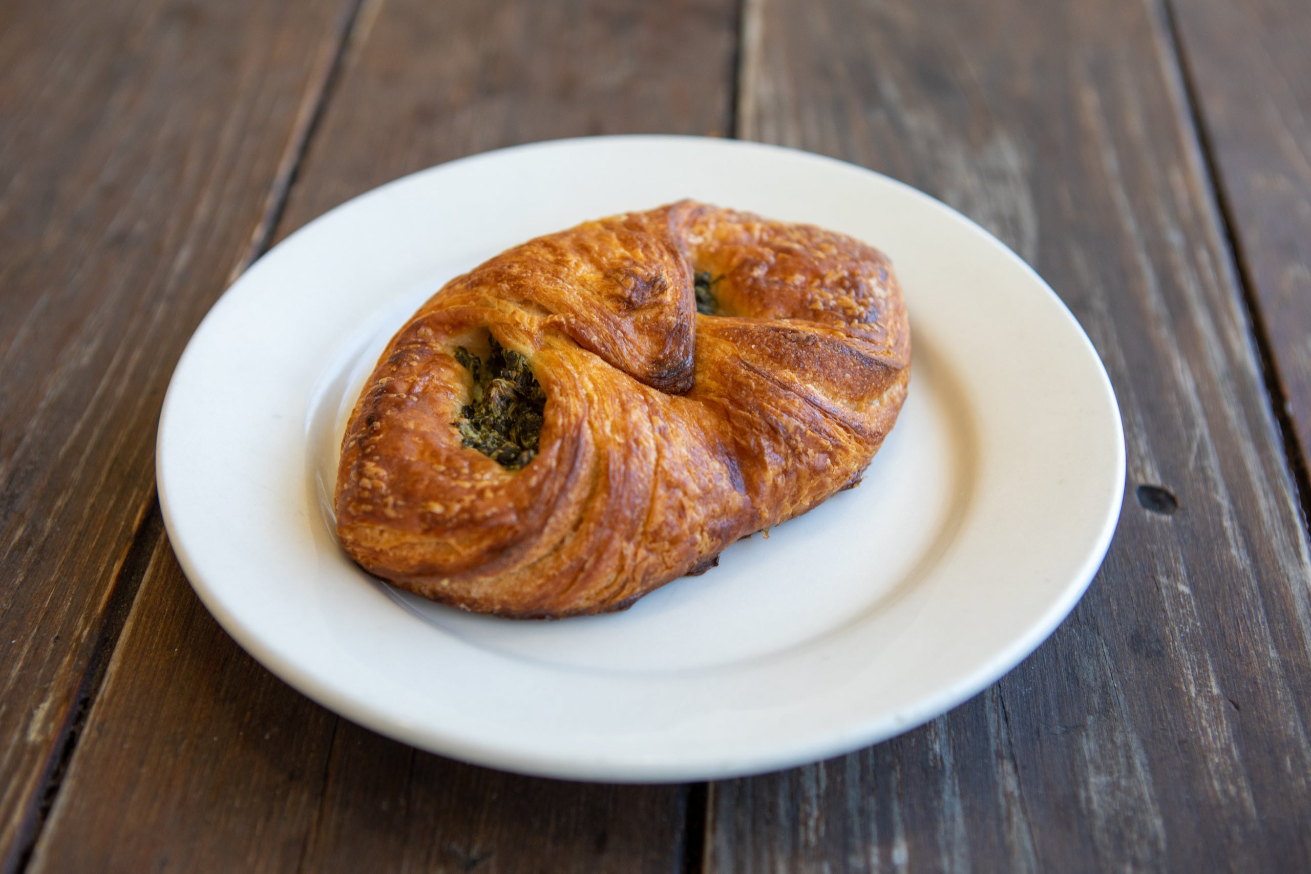 Spinach & Feta Pocket | Madruga Bakery
